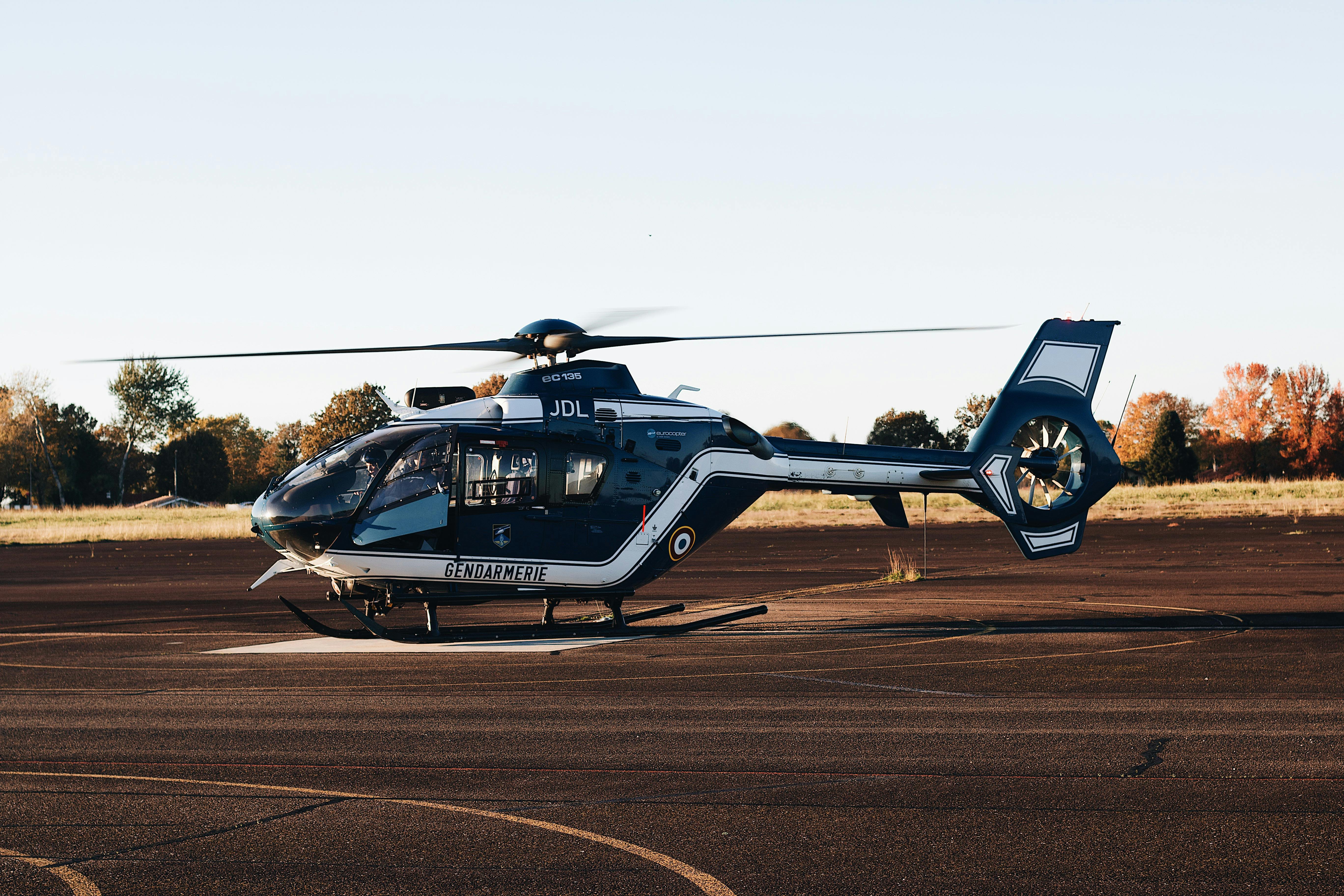 How Much Does It Cost to Get a Helicopter Pilot License? – KORE HEADSET LLC